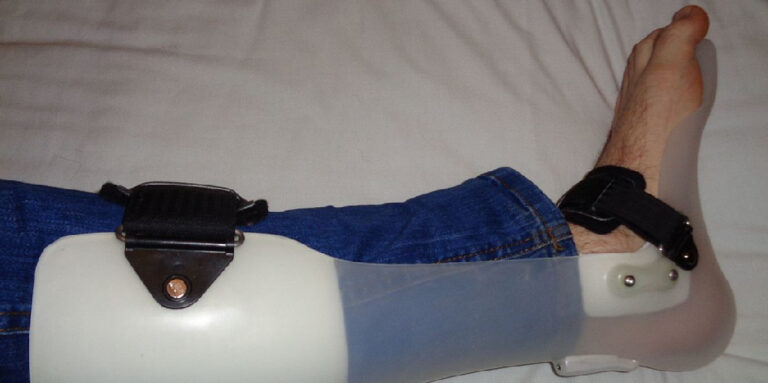7 Best Shoes for AFO Braces Adults Guides - The Shoe Buddy