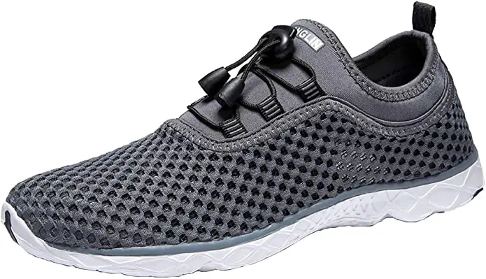10 Best Shoes for Lifeguards 2026 | Lifeguard Shoes & Sandals